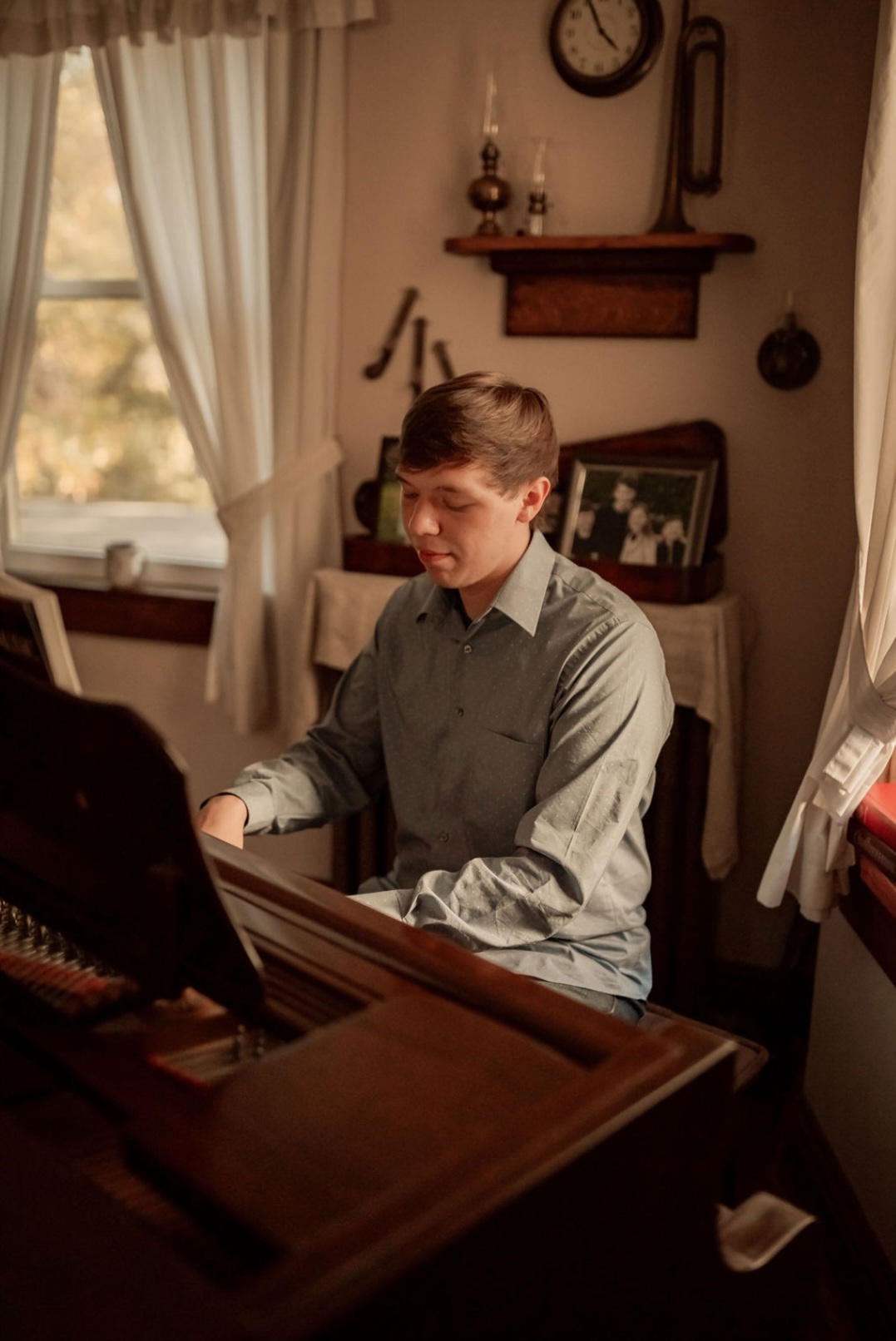 Several piano honors bestowed on Joshua Miller – School of Music